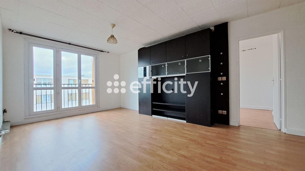 Maud Pergent | Mandataire immobilier à Chelles (Seine-et-Marne) | efficity